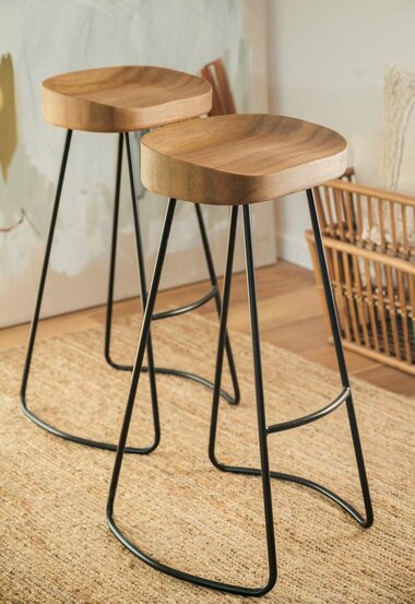 Sillas y bancos de bar